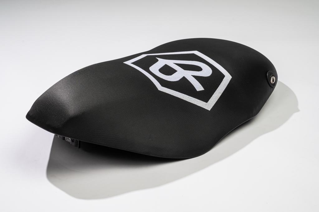 Piaggio Zip SP zadel met Piaggio logo – Scooter Seats